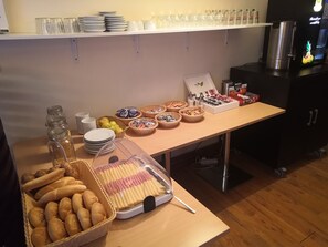 Pequeno-almoço continental diário incluído 