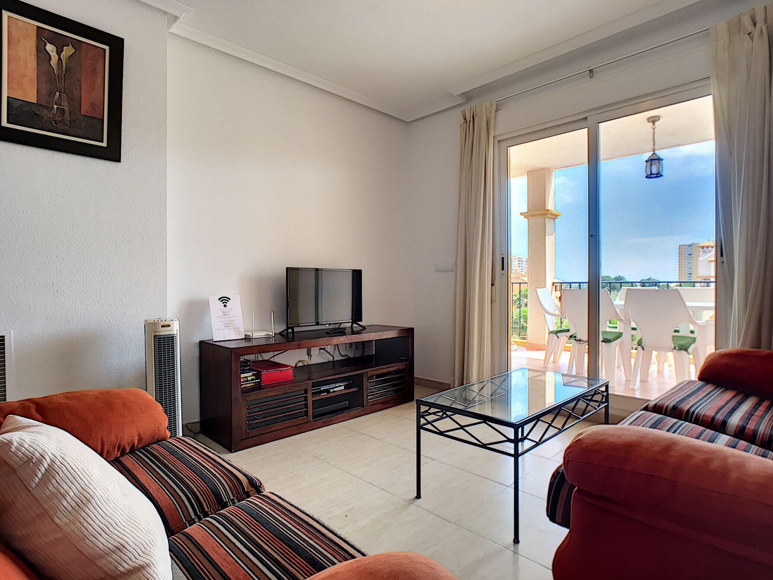 2nd Floor, Balcony, Free Wifi, Communal Pool - La Manga