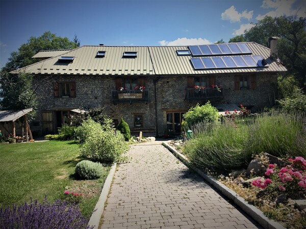 La Fernande - Lac de Serre-Ponçon