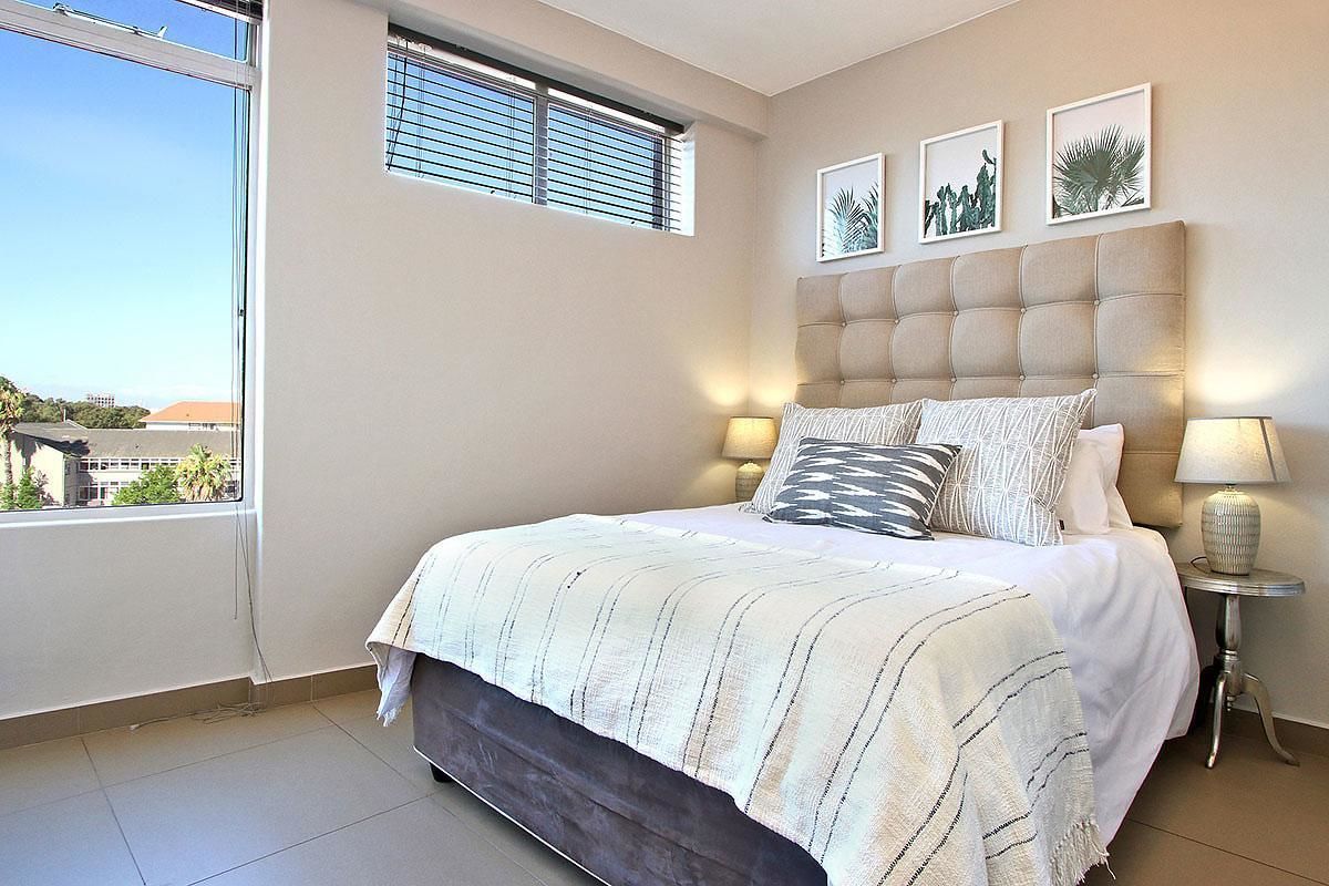 Estúdio, 1 cama Queen | 1 quarto, escrivaninha, Wi-Fi de cortesia