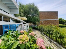 Café da manhã com buffet grátis todos os dias