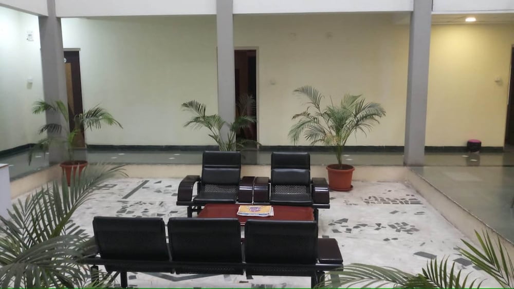 Arjun Pride Hotel - Baramati