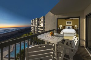 Oceanfront Condo, 2 King Master Suites, WiFi, HDTV, Pools, Tennis ...