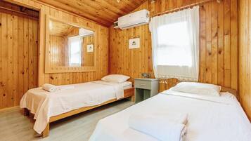 Bangalô conforto, 2 camas de solteiro | Wi-Fi de cortesia, roupa de cama