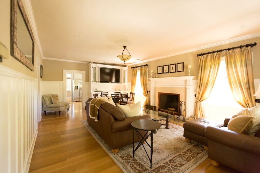 Downtown St. Helena Retreat With Pool, Bocce Ball And Privacy. Permit #Pl23-019 - Napa Valley, CA