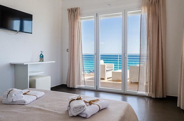 Quarto Superior, vista para o mar | Cortinas/cortinados opacos, quartos insonorizados