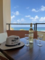 Apartamento panorâmico, 1 quarto, vista para o mar | Vista do quarto