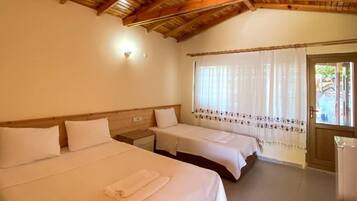 Quarto Standard | Minibar, secretária, quartos insonorizados, Wi-fi grátis