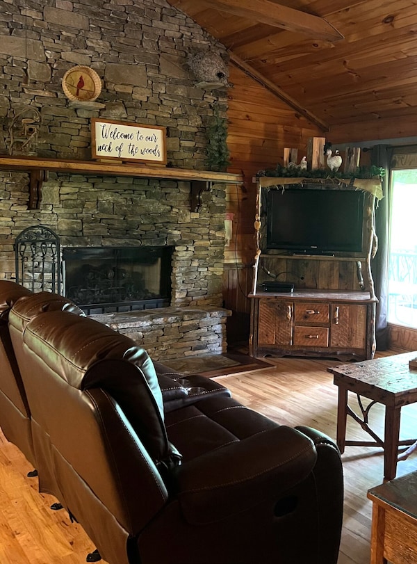 Come And Enjoy Bryson City! Just Minutes From Noc, Deep Creek, Gsmnp, Fishing!!! - Bryson City, NC