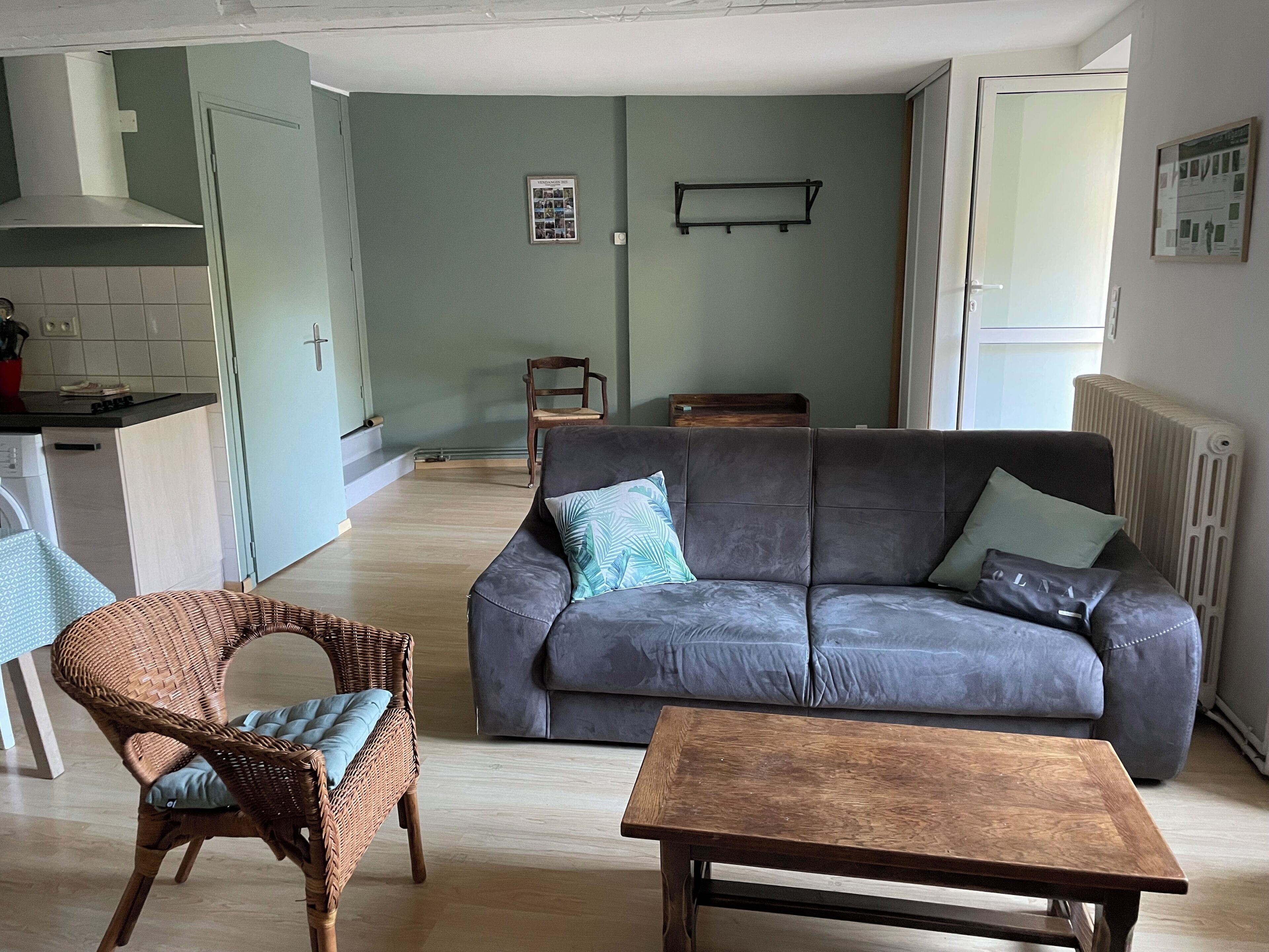 Volnay: House With Garden Surrounded By Vineyards - Volnay - Beaune