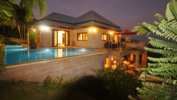 4-Bedroom Villa with Private Pool | Terraço/pátio interior