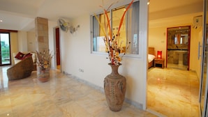 4-Bedroom Villa with Private Pool | Comodidade do quarto