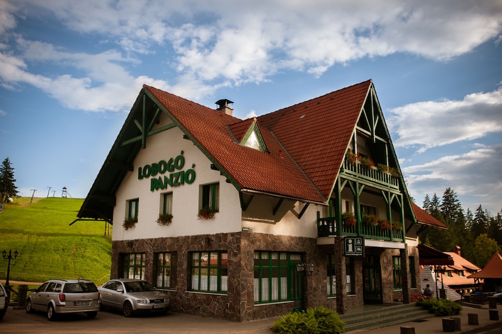 Lobogó Resort - Transylvania