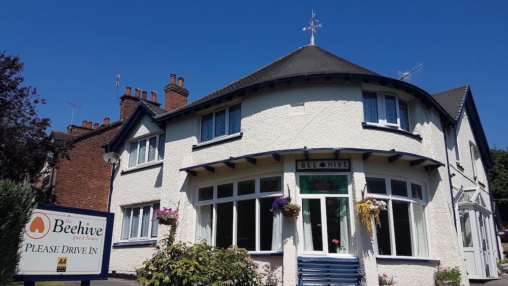 The Beehive Guest House - Staffordshire