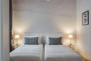 Apartamento, 3 quartos | 3 quartos, ferro/tábua de engomar, berços/camas para crianças 