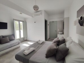 Cofres nos quartos, roupa de cama