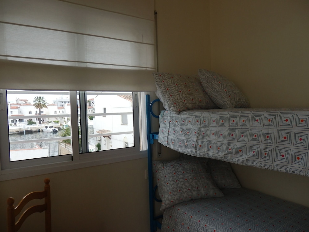 House With 2 Floors, With Mooring, Garden And Lake Views - Empuriabrava