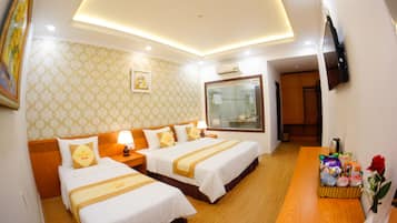 Quarto luxo (2) | Frigobar, escrivaninha, cortinas blackout, Wi-Fi de cortesia