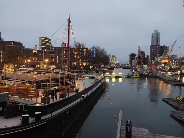Rooms On Water - Rotterdam