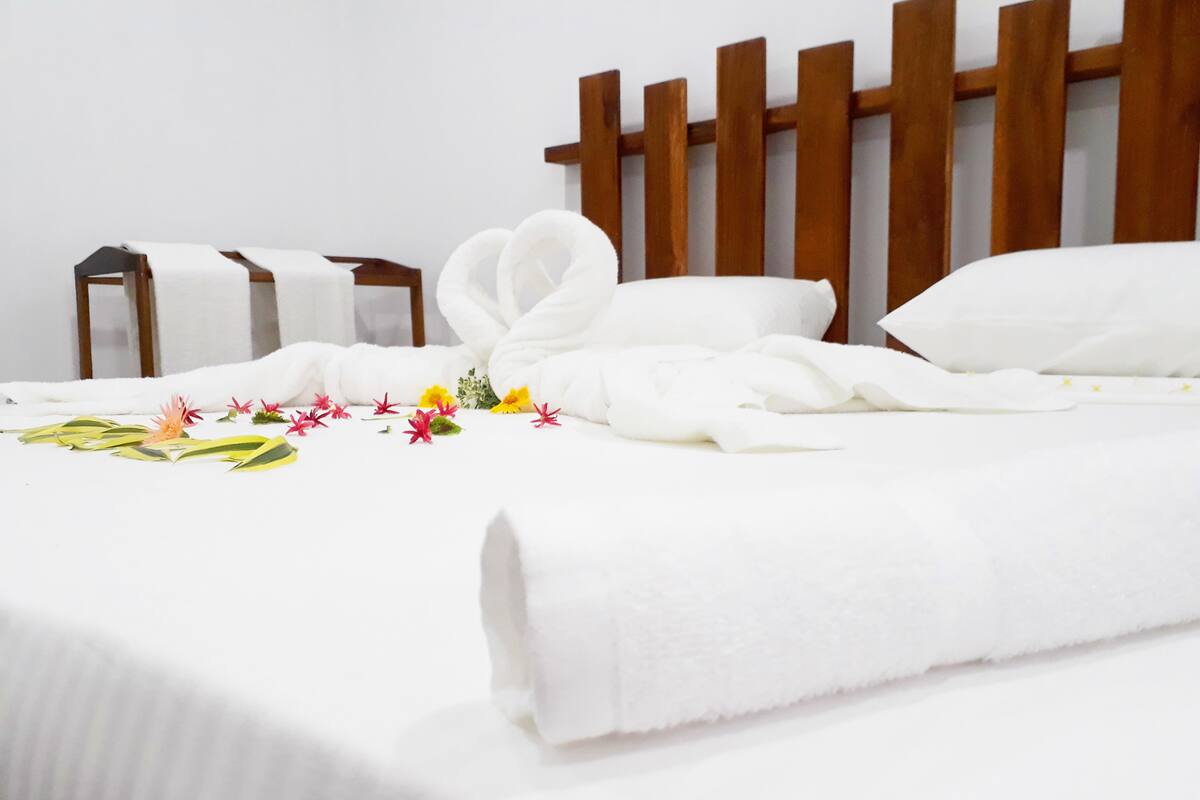 Quarto Duplo Standard, 1 cama king-size | Secretária, Wi-fi grátis 
