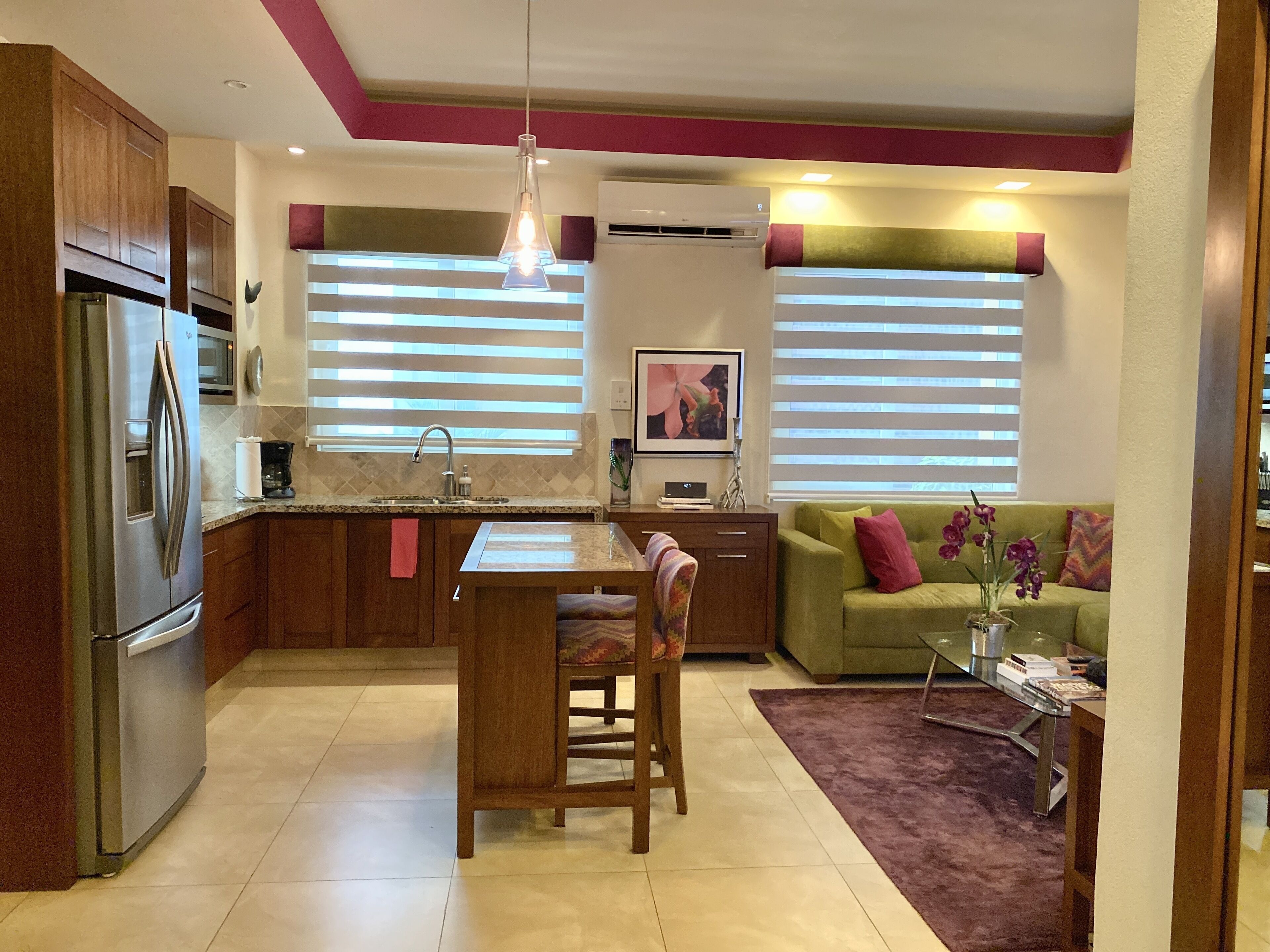 Suíte estúdio conforto, cozinha, vista para a cidade | Cozinha privada | Geladeira, micro-ondas, liquidificador, chapa