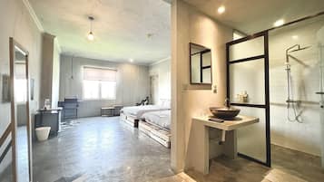 Atma Room | Secretária, ferro/tábua de engomar, Wi-fi grátis