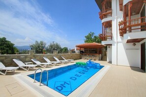 Piscina externa