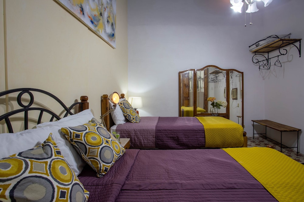 Hostal Virtudes 216 - Havana