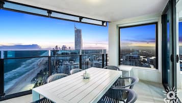 Apartamento, 3 quartos | Terraço/pátio interior