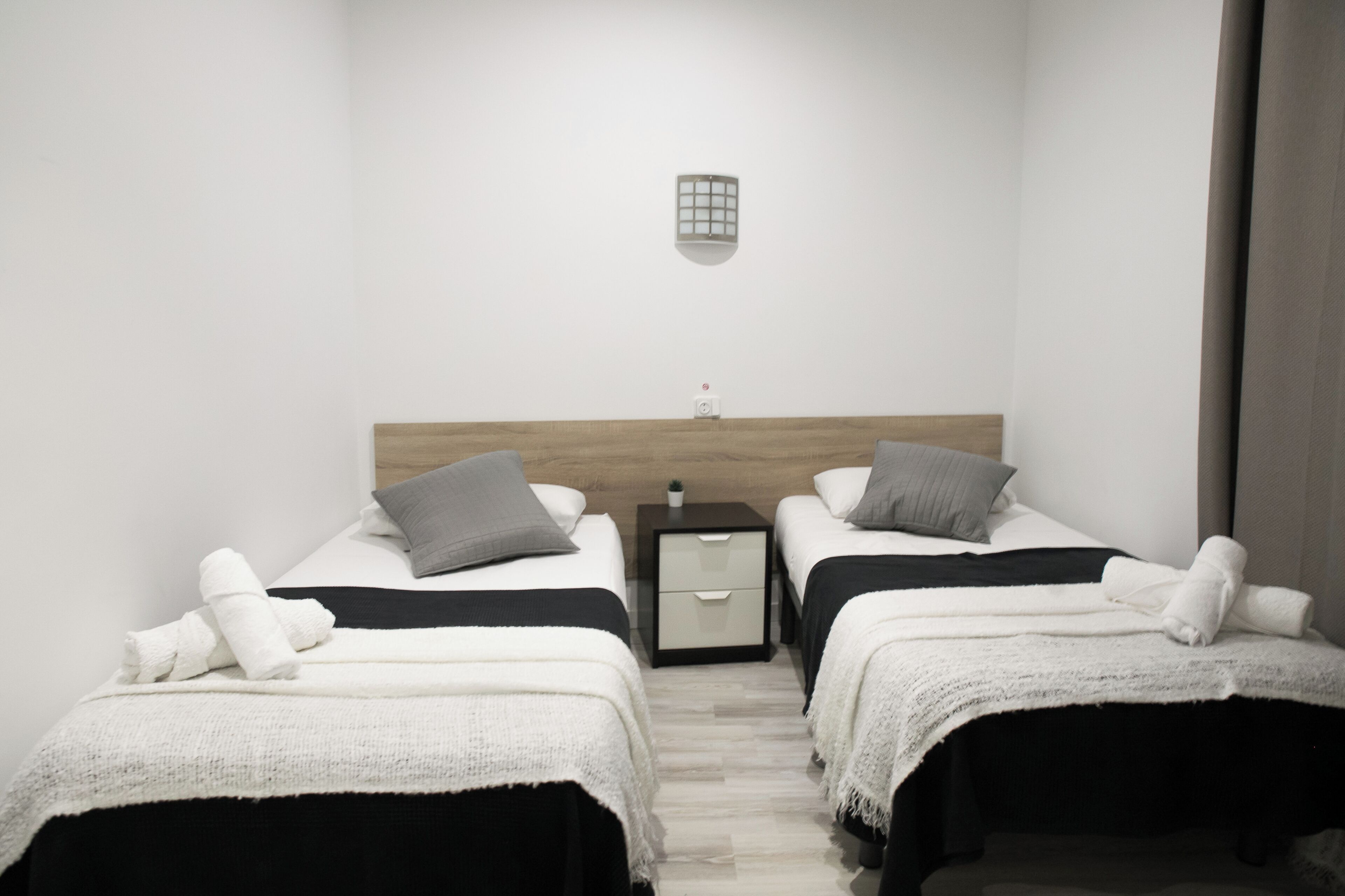 Quarto duplo | Wi-Fi de cortesia, roupa de cama