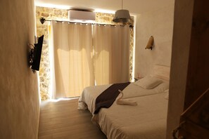 Cortinas blackout, quartos à prova de som, ferros/tábuas de passar roupa