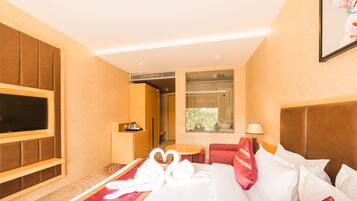 1 quarto, lençóis de algodão egípcio, roupa de alta qualidade, minibar