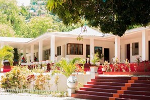 Fachada da propriedade