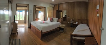 Quarto família | Cortinas blackout, quartos à prova de som, ferros/tábuas de passar roupa