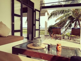 Área de estar no saguão