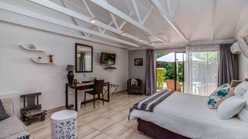 Quarto de Luxo | 1 quarto, roupa de alta qualidade, cofre no quarto