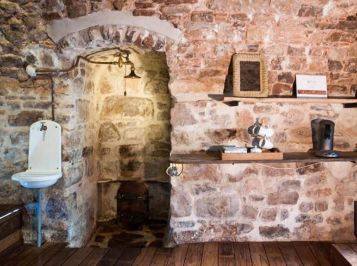 1 sala de tratamento, massagens