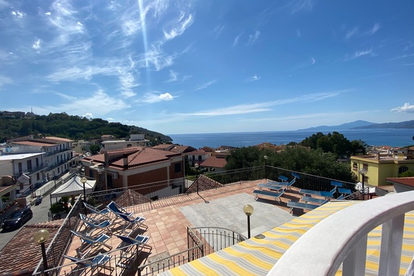 Quarto casal standard, banheiro privativo, na torre | Roupas de cama antialérgicas, frigobar, cofres nos quartos, escrivaninha