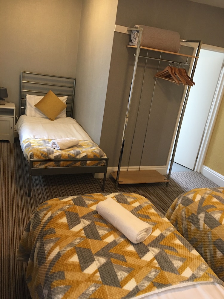 Glenheath Hotel - Blackpool