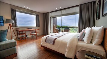 Quarto Premium, vista para o mar (Pavana) | Minibar, cofre no quarto, secretária
