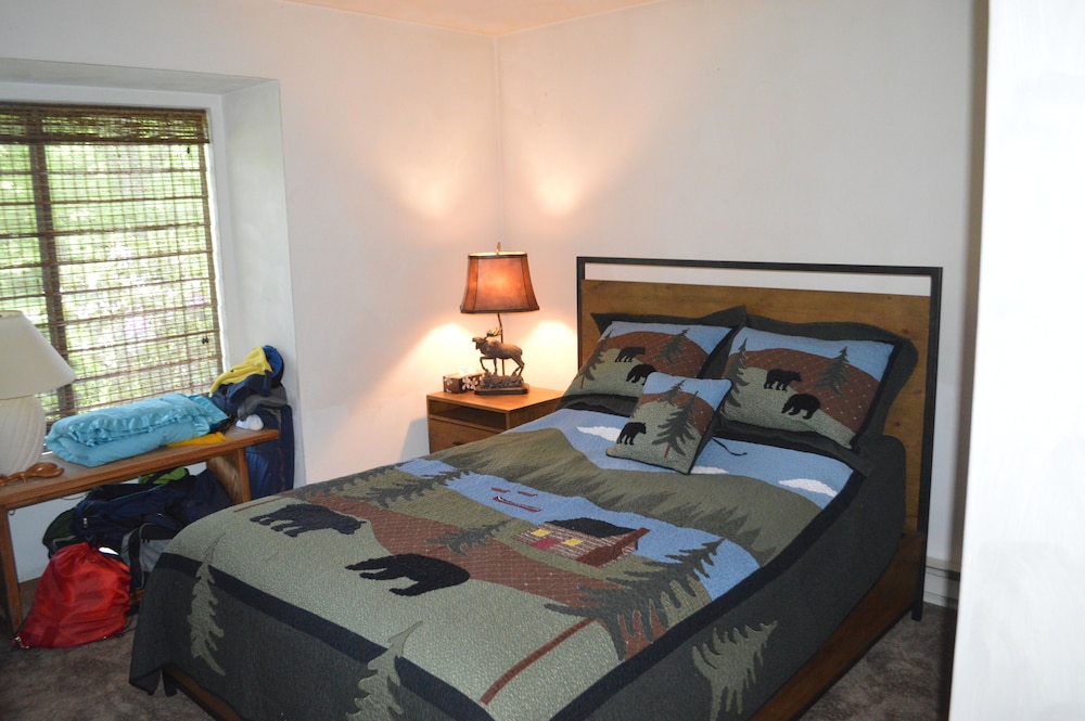 Escape To The Mountains\nplatinum Property-with Hottub️️perfect All 4-seasons - Seven Springs, PA