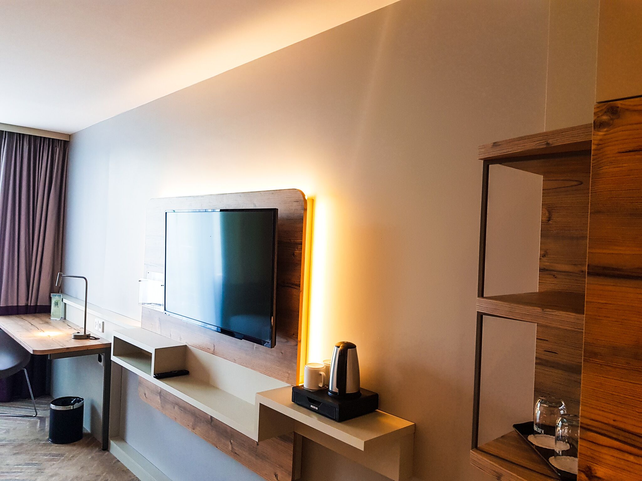 TV