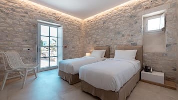 1 quarto, minibar, cofre no quarto, secretária