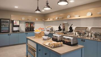 Pequeno-almoço continental diário incluído