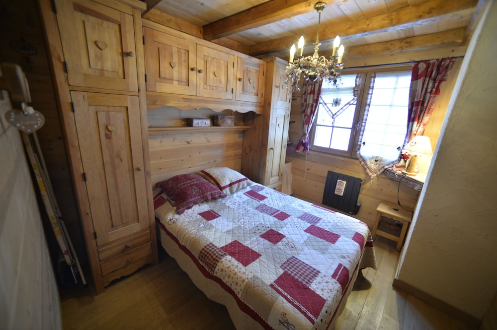 Chalet Sandettie Charme, Sauna, Prox Zentrum Und Spuren, Parkplatz, Deko-bois-cosy - Châtel