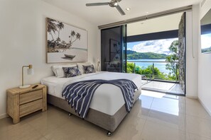 Vila luxo, 3 quartos | 3 quartos, individualmente decorados, individualmente mobiliados