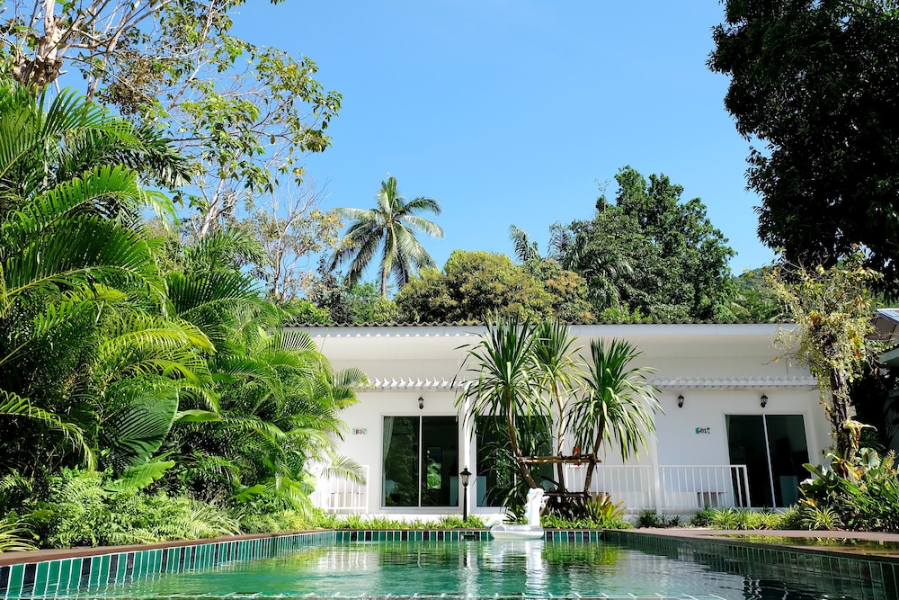 Whalecome Aonang Resort - Ao Nang