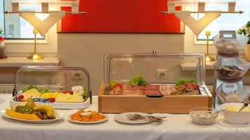 Pequeno-almoço tipo buffet diário incluído