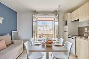 Apartamento, 1 quarto (Maisonnette) | Quartos à prova de som, berços (sobretaxa), Wi-Fi de cortesia
