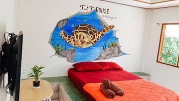 Bungalow with Garden View | Cortinas/cortinados opacos, roupa de cama fornecida